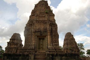 Visit East Mebon Temple